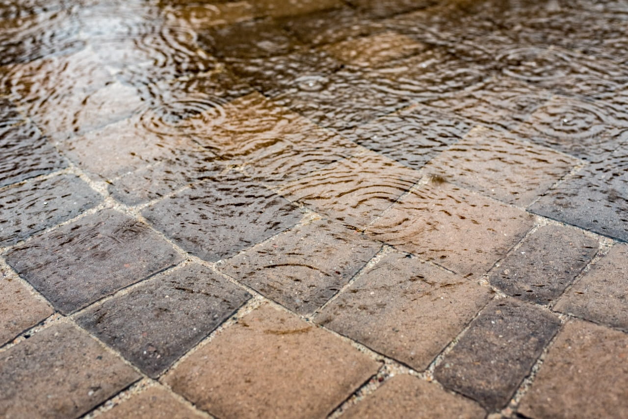 Pavers vs Concrete: Best Patio Material for Minnesota Winters